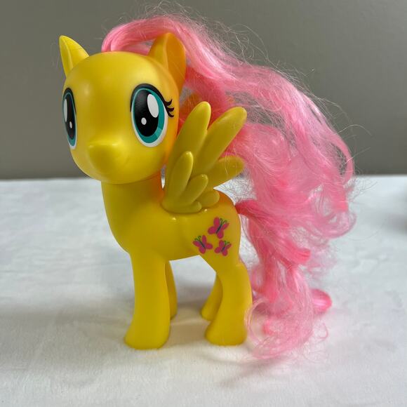Hasbro | Toys | My Little Pony Fluttershy Yellow With Wings 26 55 ...
